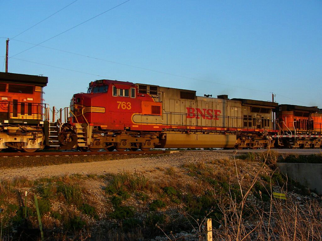 BNSF 763